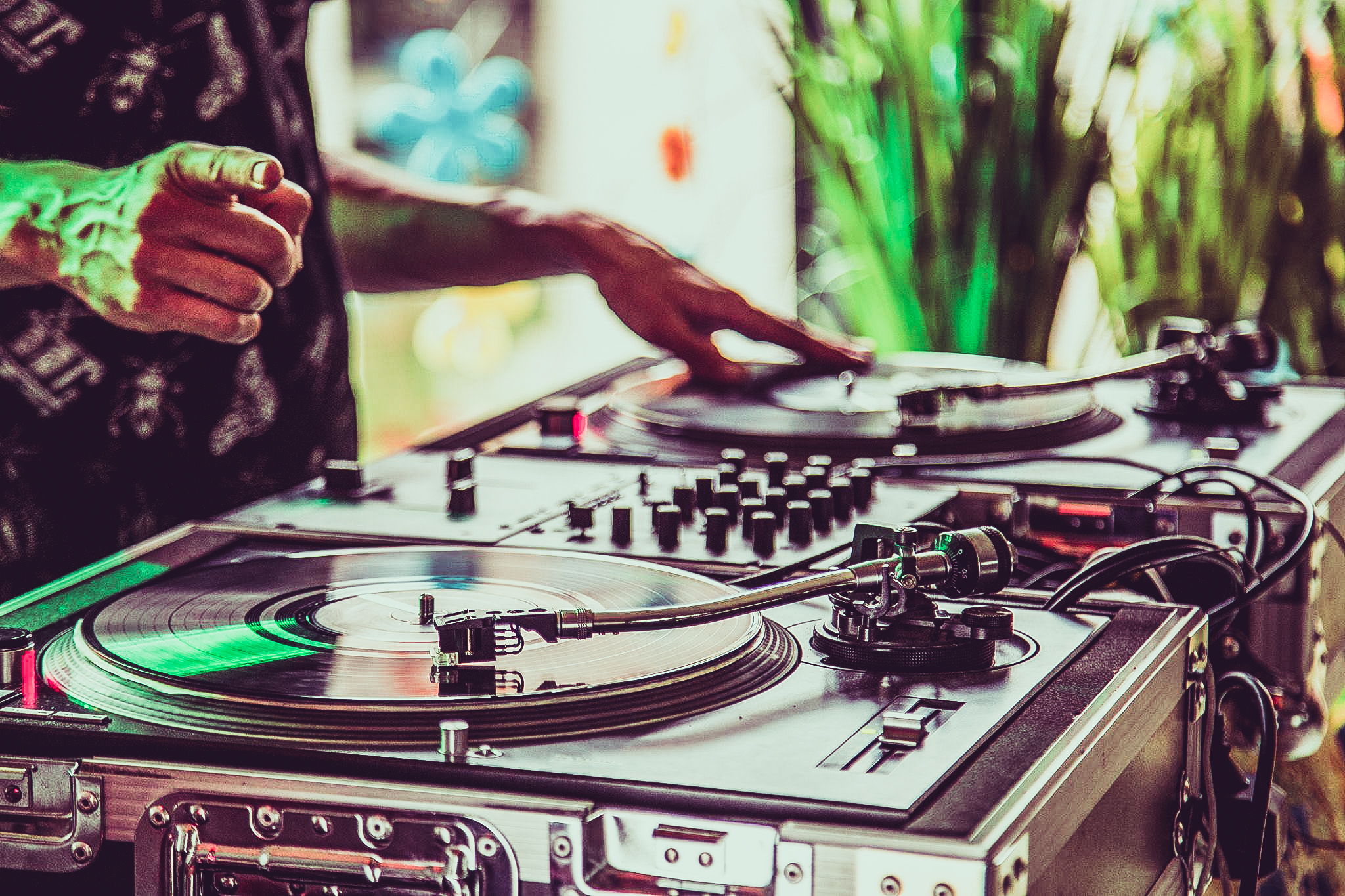 Kaip tapti DJ: nuo pirmojo prisilietimo prie pulto iki pasirodymų ...